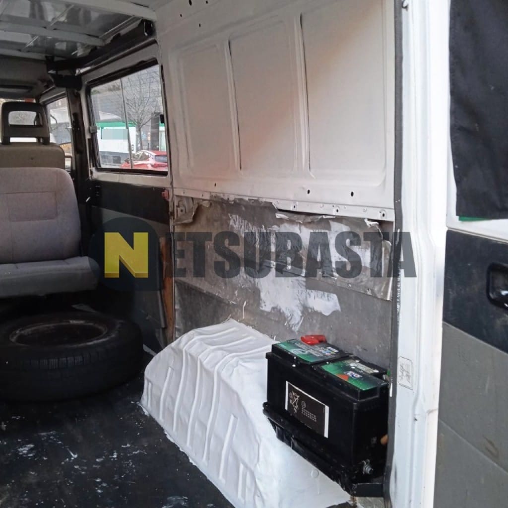 Subasta de Mercedes-Benz MB120 1989