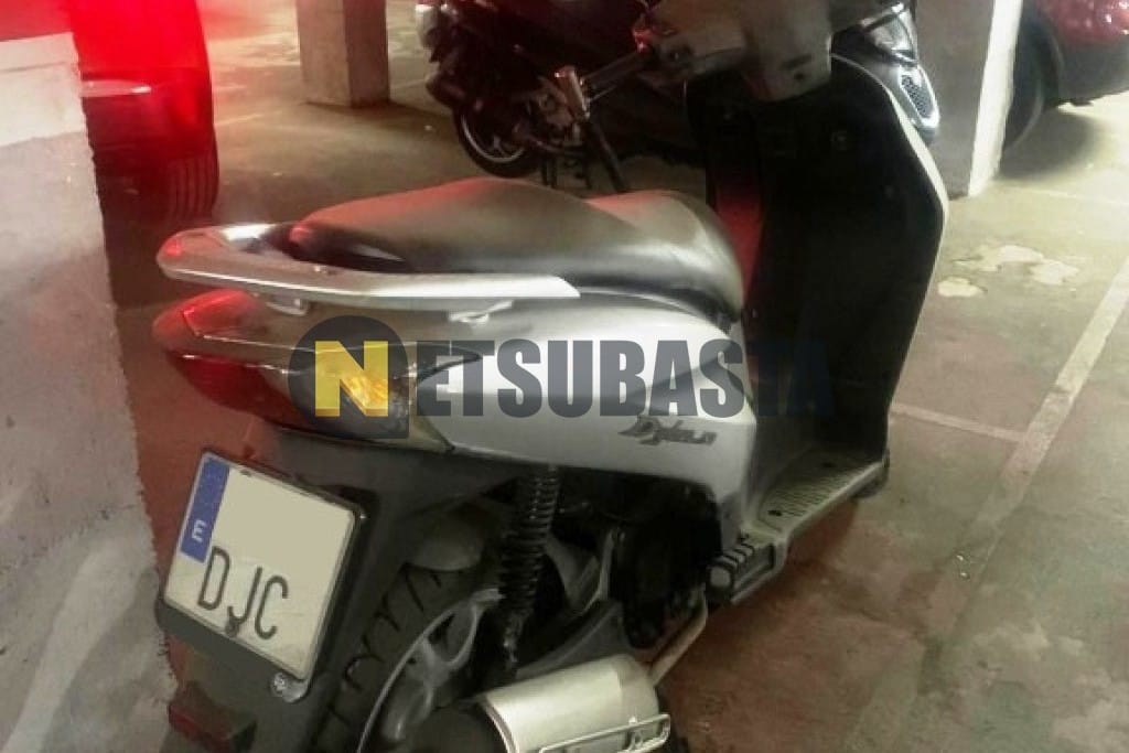 Subasta de Honda Dylan 150 2005