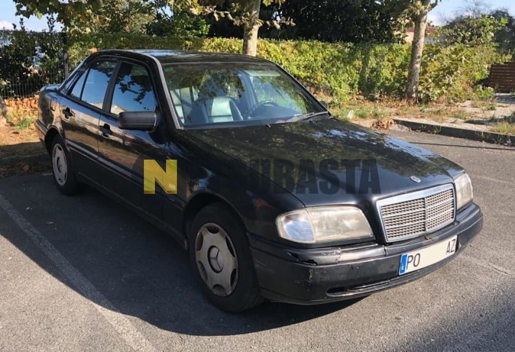 Subasta de Mercedes-Benz C 180 1996