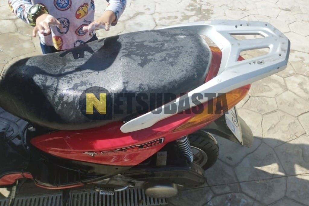 Subasta de Kenrod Fox 125 2009