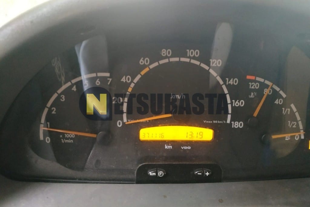 Subasta de Mercedes-Benz SPRINTER 413 CDI CHASIS CAB. ISOTERMO 2004