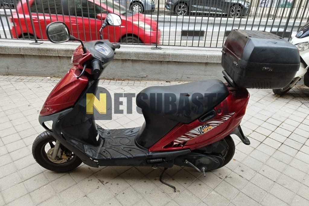 Subasta de Hyosung Sense 50 2000