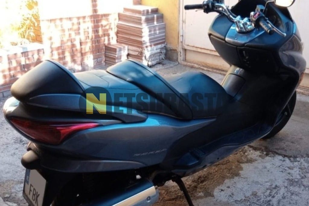 Subasta de Honda NSS 250 2006